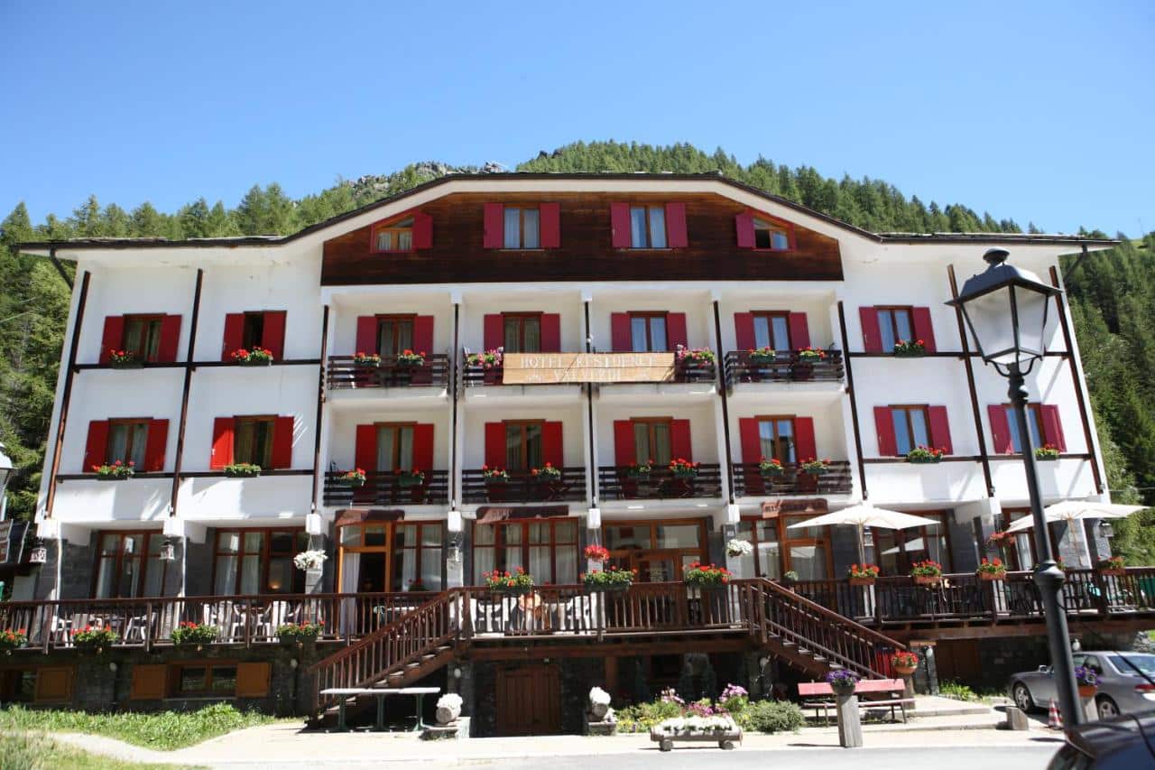 Hotel Valverde - juli 2026 | Flowtrack